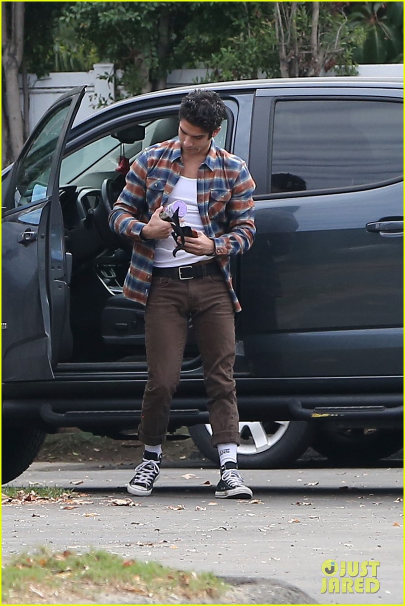 Bella Thorne Shares Her Love For An Actor That Isn't Boyfriend Tyler ...