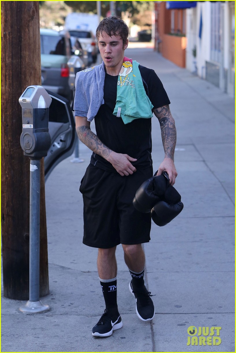 Justin Bieber Is Drenched with Sweat After Boxing Session!: Photo ...