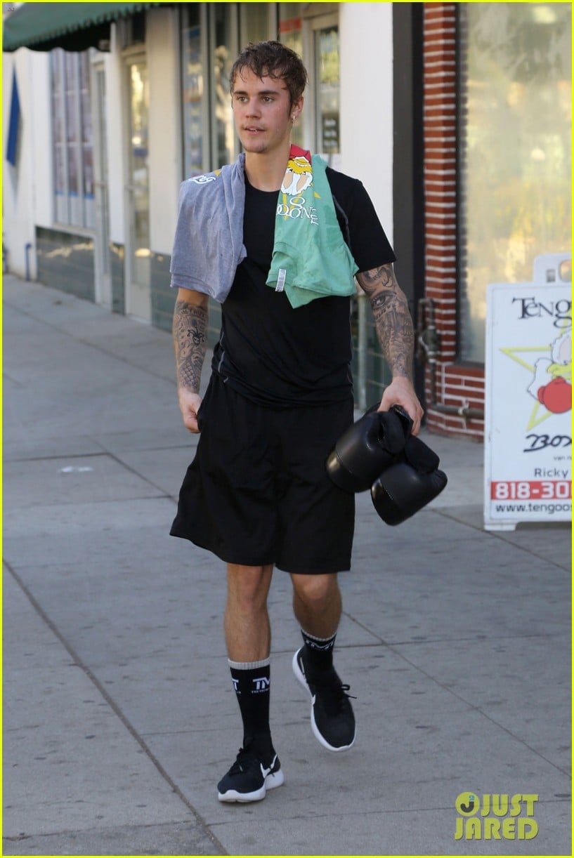 Justin Bieber Is Drenched with Sweat After Boxing Session!: Photo ...