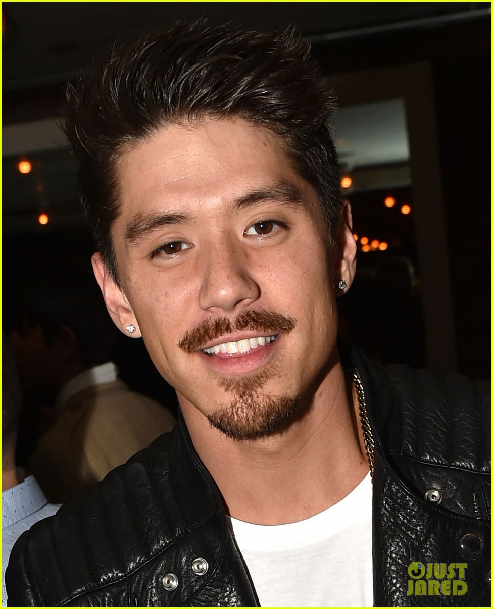 Mariah Carey Brings Dancer Bryan Tanaka to 'Mariah's World' Premiere ...