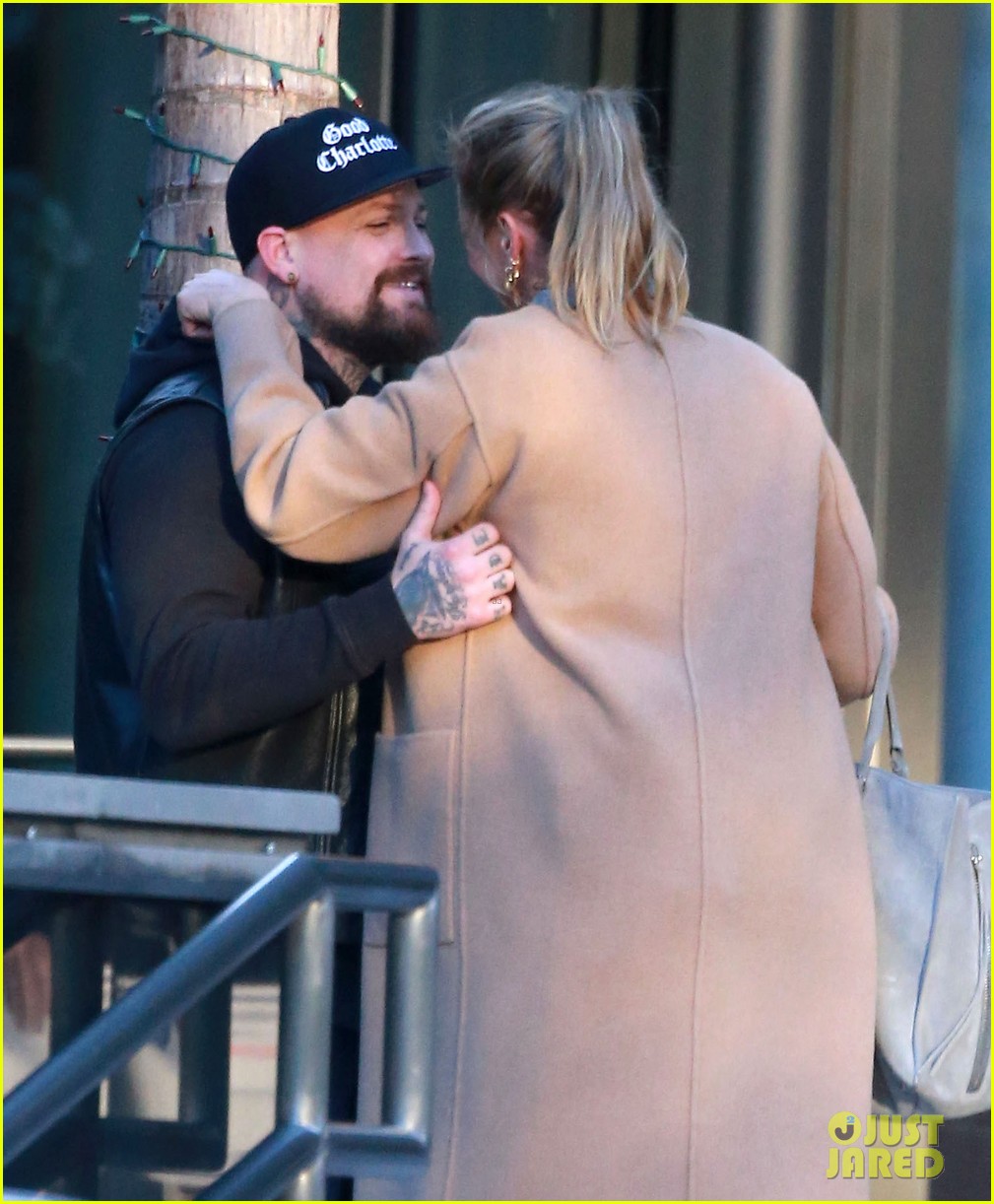 Cameron Diaz & Benji Madden Pack on The PDA!: Photo 3829875 | Benji ...