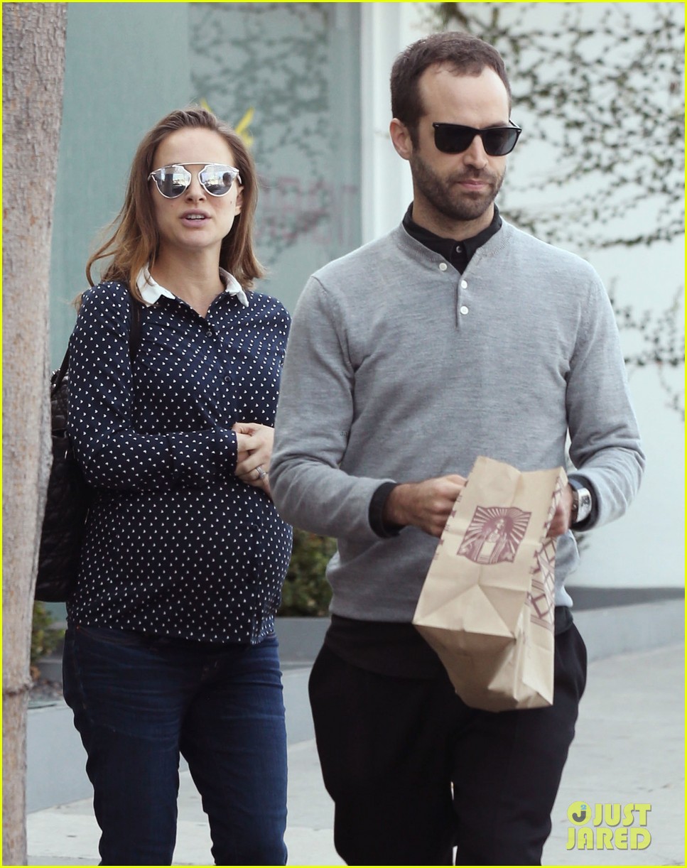 Natalie Portman Is So Honored For Golden Globe Nod! : Photo 3827040 ...