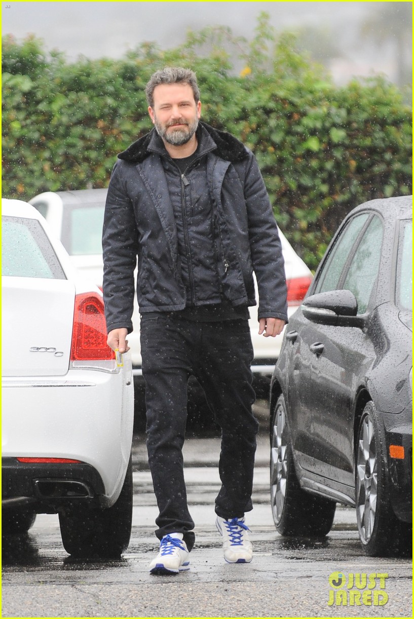Ben Affleck Finally Reacts to 'Sad Ben Affleck' Meme!: Photo 3846720 ...