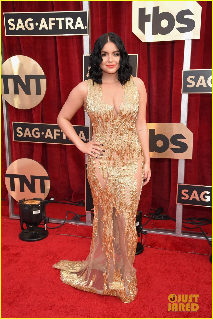 Ariel Winter Brings Boyfriend Levi Meaden To SAG Awards 2017: Photo 3849365 | Ariel Winter ...