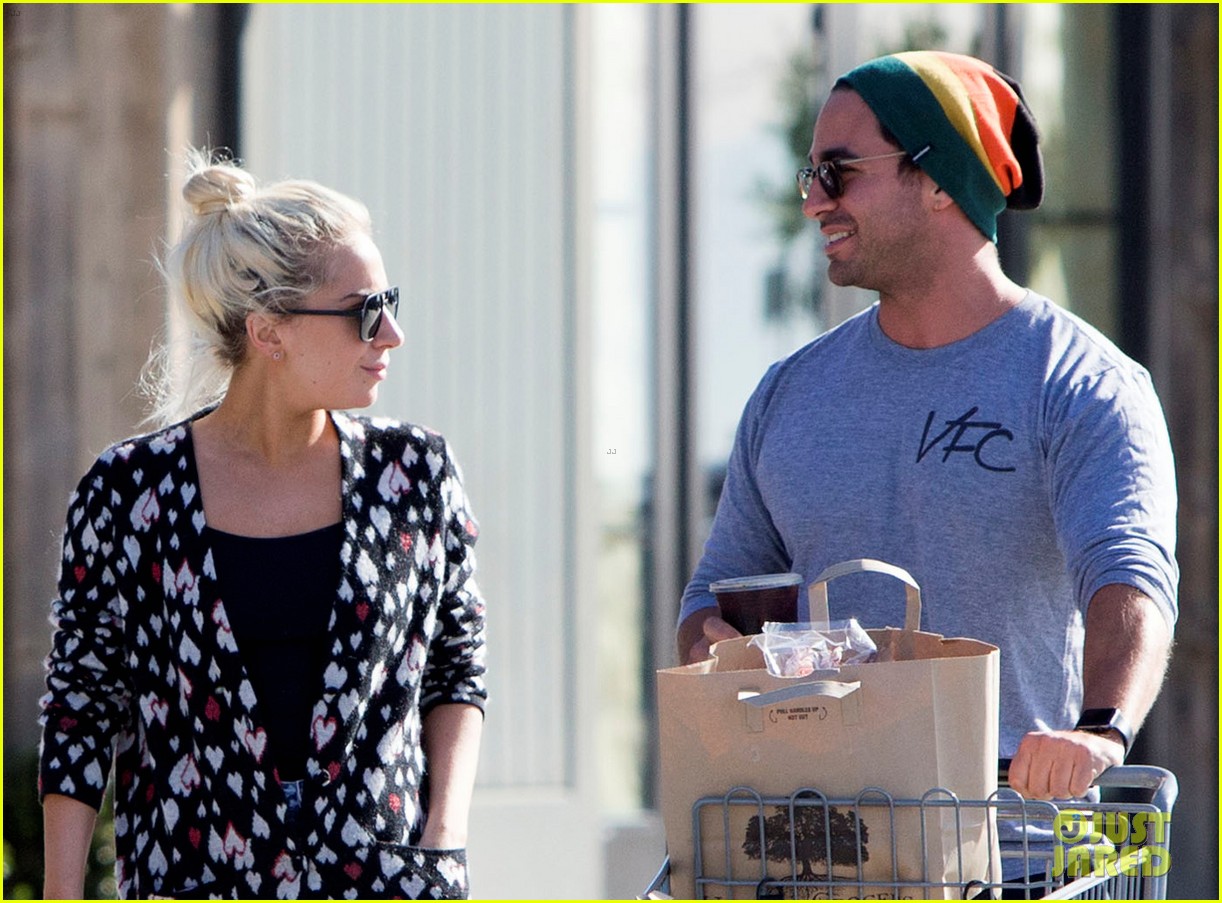 Lady Gaga Goes Tanning in the Rain Because She's Lady Gaga: Photo ...