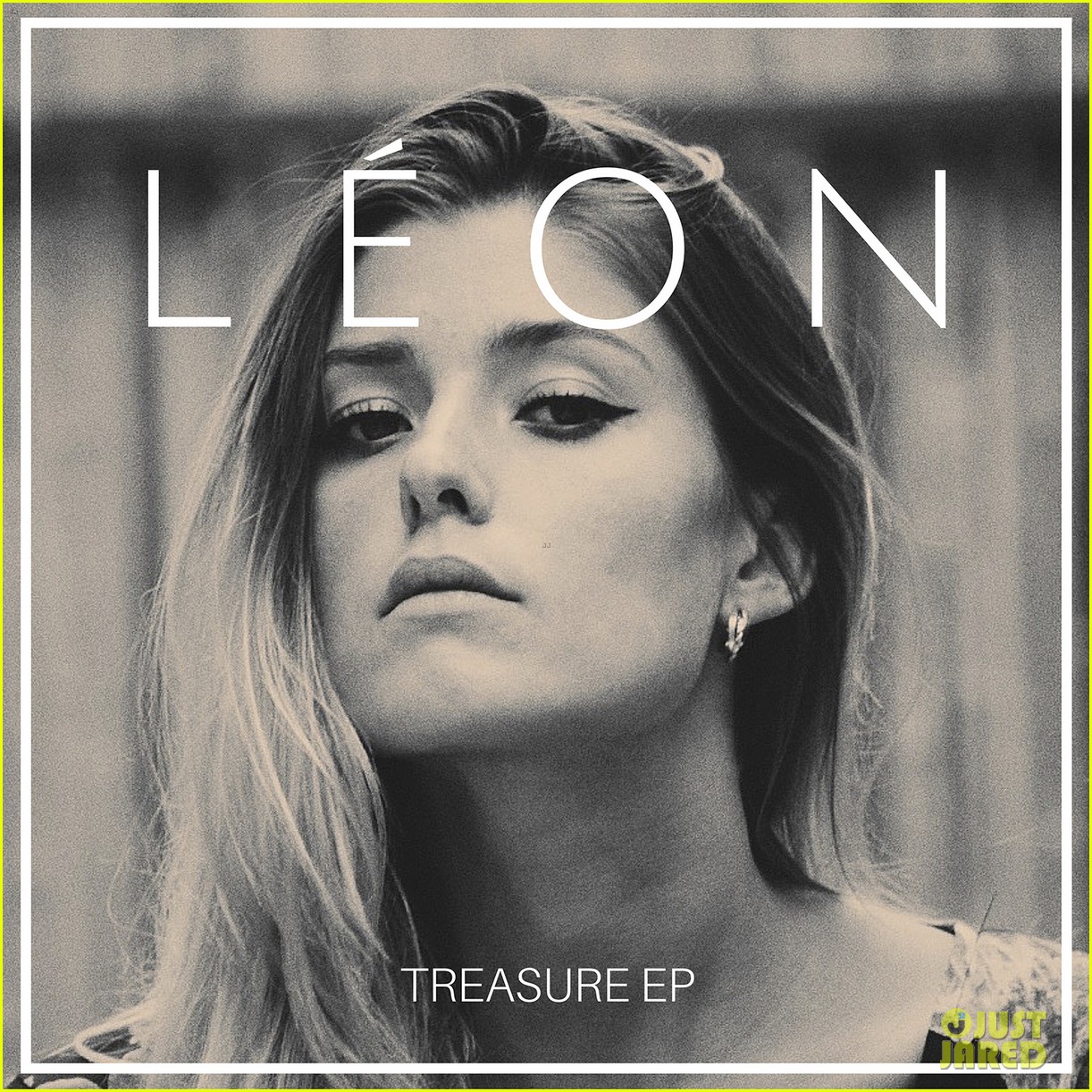 Rising Swedish Singer LÉON Debuts 'Liar' Music Video - Watch!: Photo ...