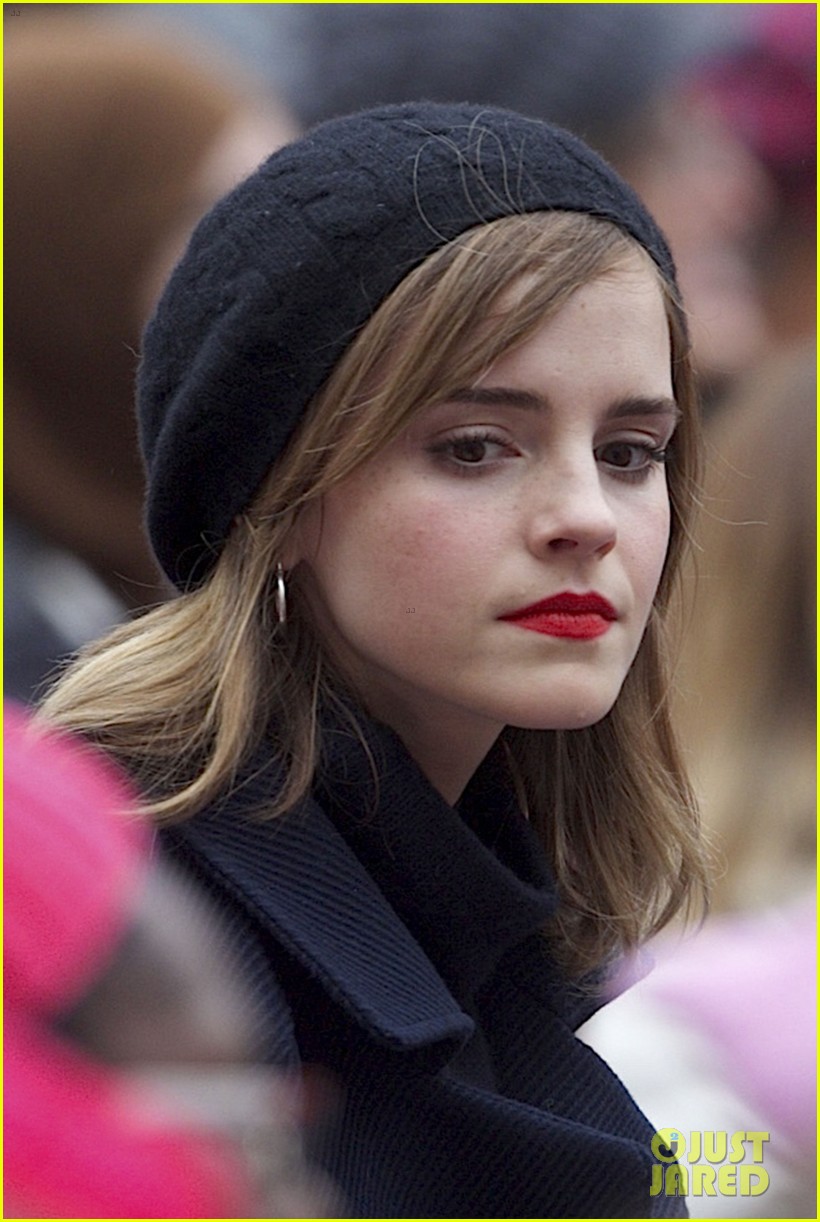 Emma Watson Joins Crowd at Women's March in Washington D.C.: Photo ...