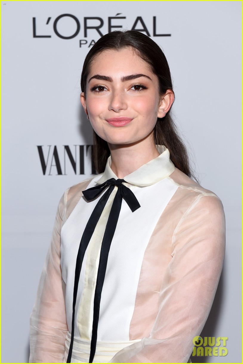 Dove Cameron, Maddie Ziegler, & Ariel Winter Glam Up for Vanity Fair's ...