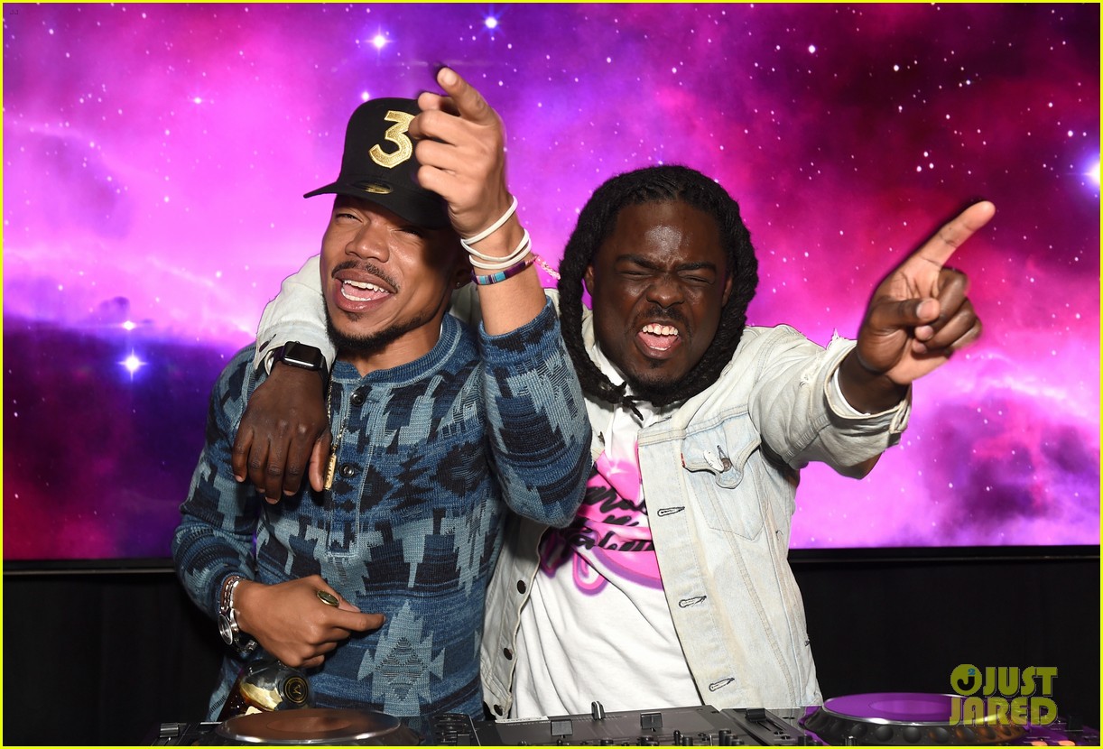 Chance the Rapper Gets Congratulatory Text From Drake After Winning 3 ...
