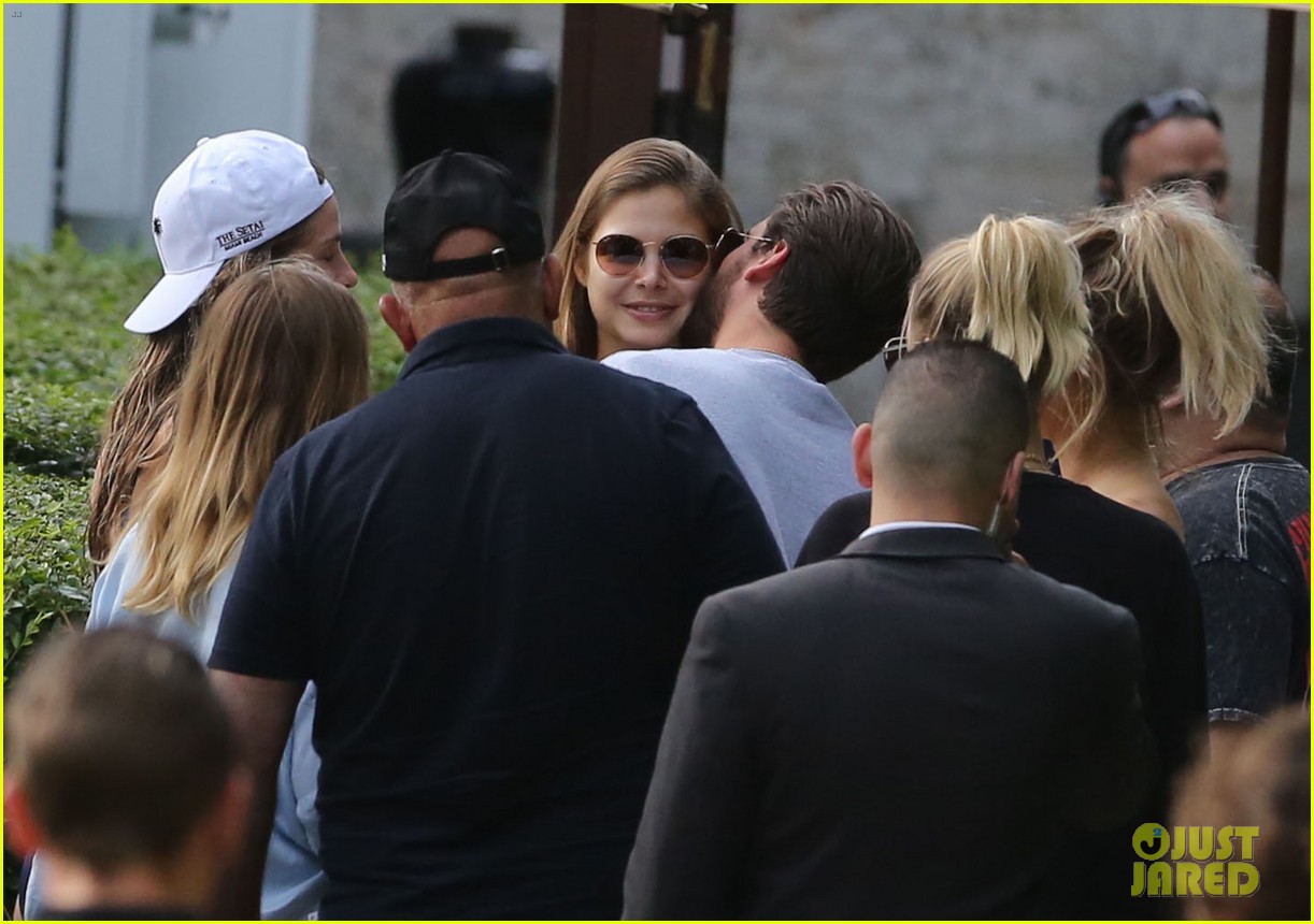 Scott Disick Continues Partying in Miami As Kourtney Kardashian Gets ...