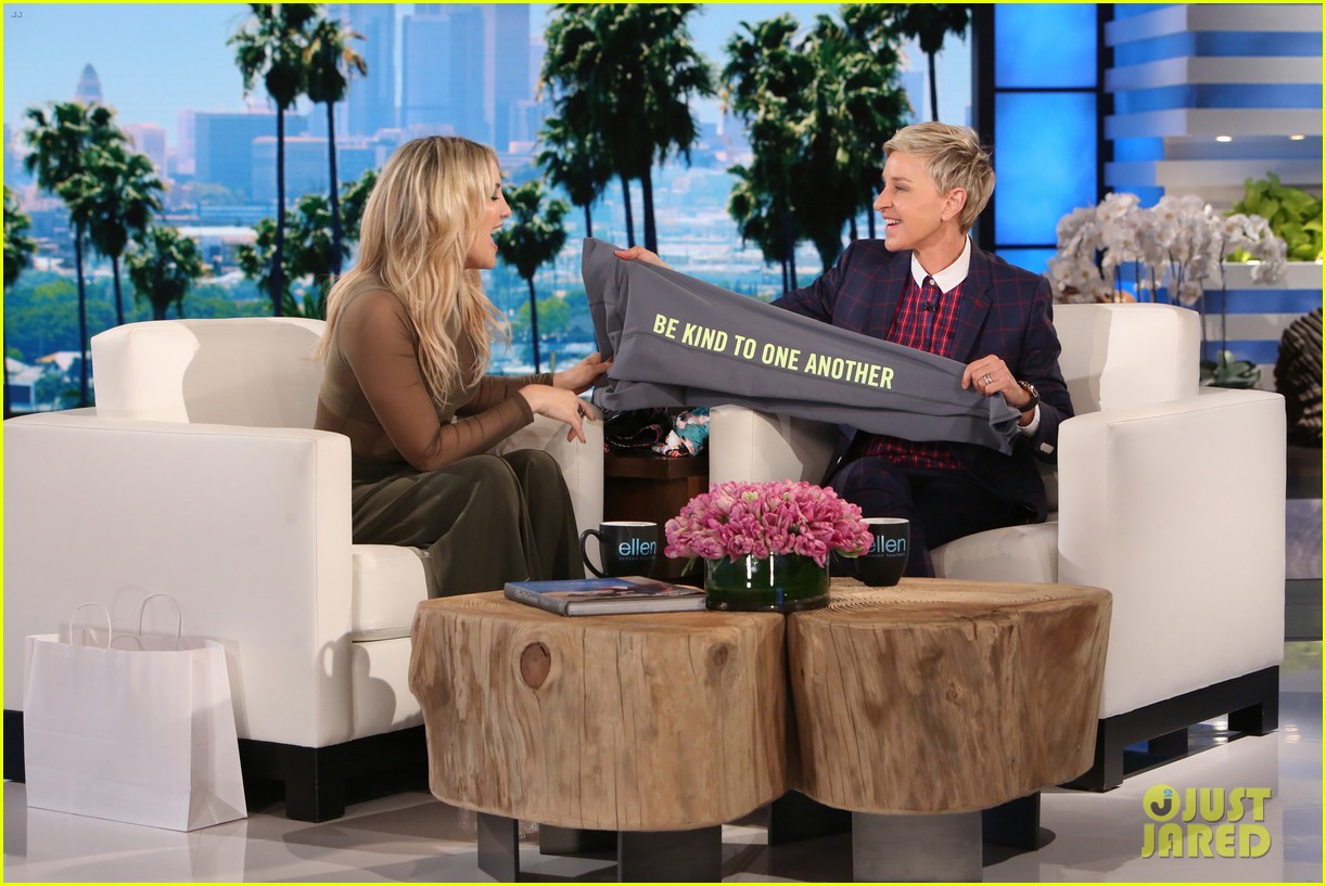 Kate Hudson Talks About Celebs Who Use Dating Apps!: Photo 3861704 ...