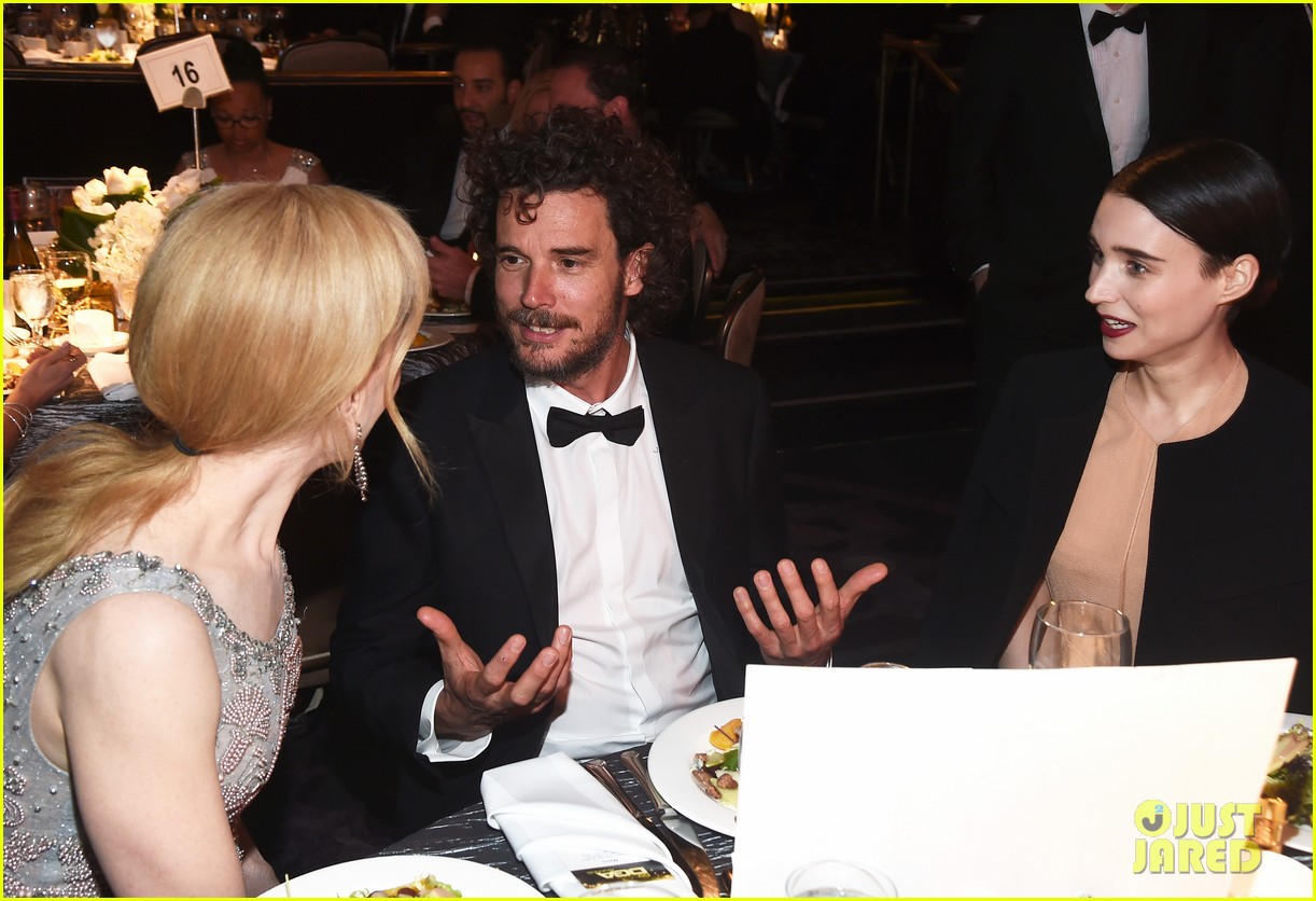 Nicole Kidman Presents 'Lion' Director Garth Davis with First Time ...