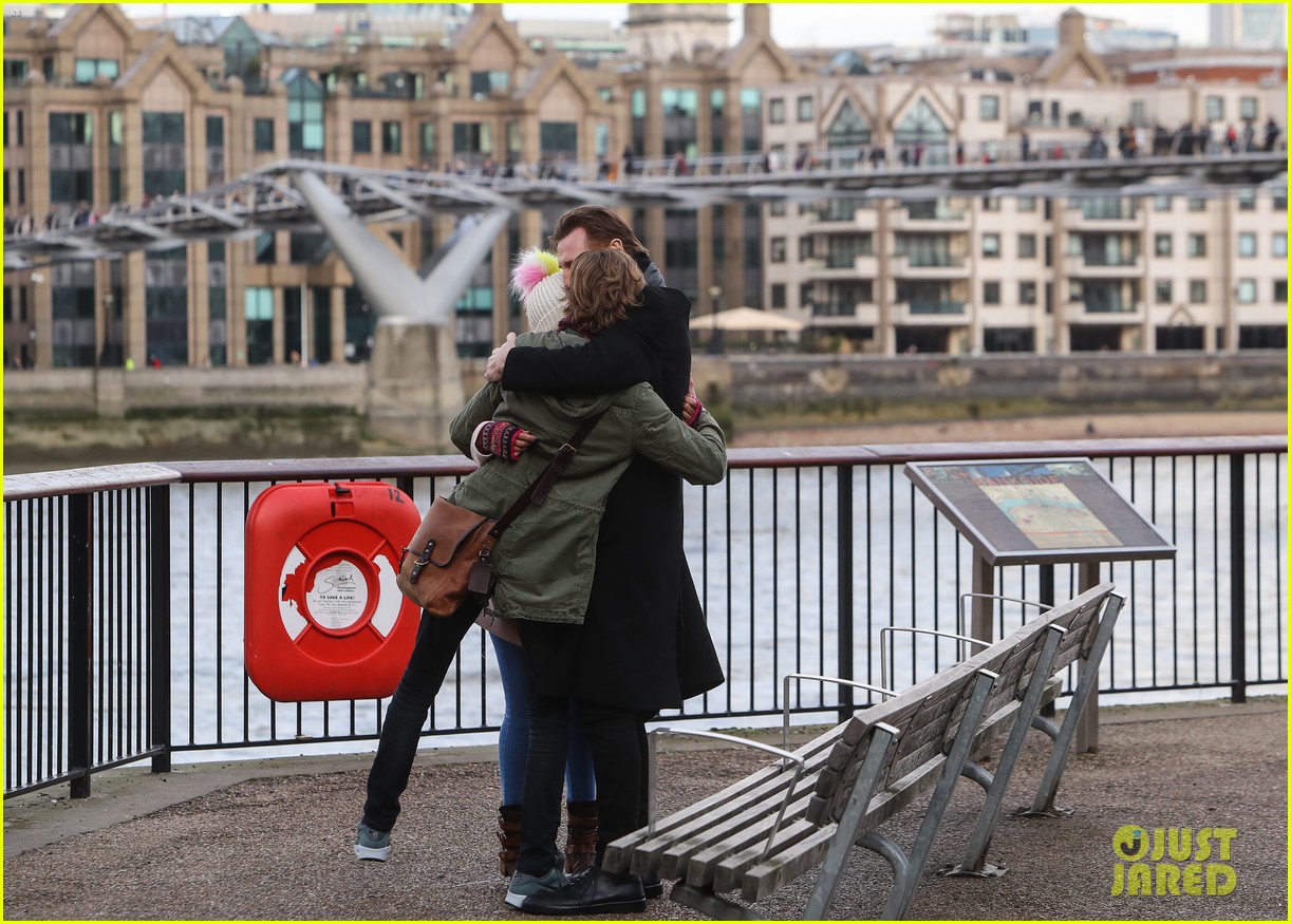 'Love Actually' Reunion Set Photos: Liam Neeson & Thomas Brodie ...