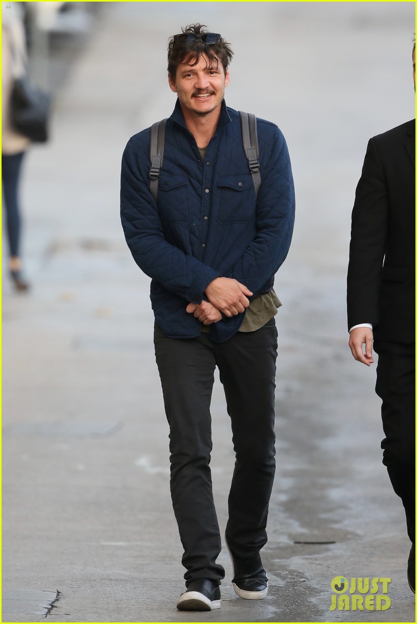 Pedro Pascal Says There Will Be 'A Lot Of Cocaine' On 'Narcos' Season 3 ...