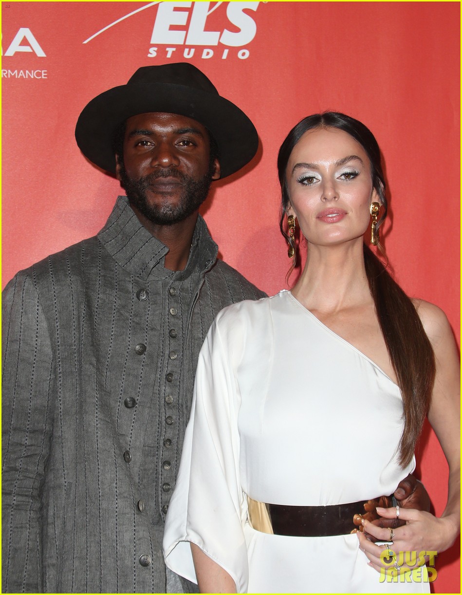 Kate Upton, Elle King, & More Celebrate Tom Petty During Grammys ...