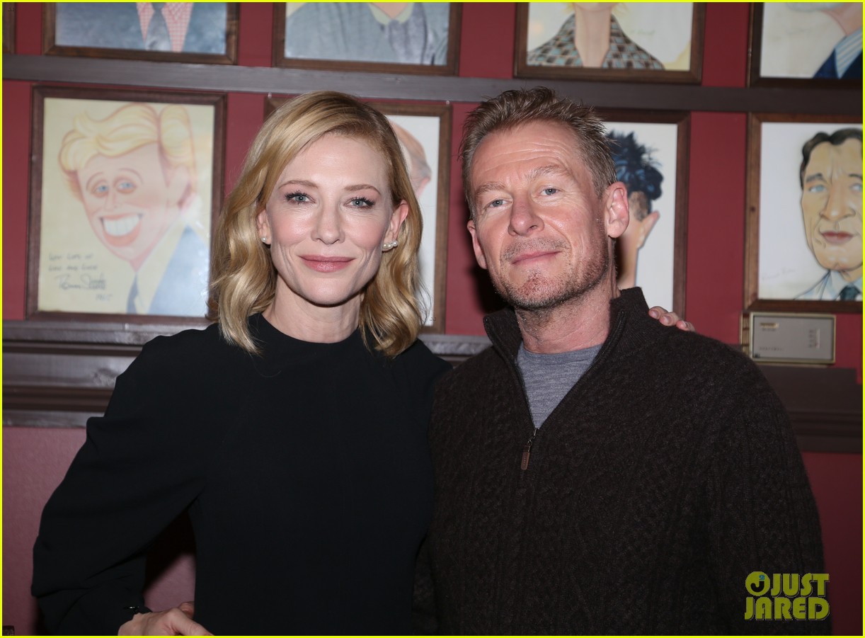 Cate Blanchett & Co-Star Richard Roxburgh Reveil Their Caricature Drawings in NYC!: Photo ...