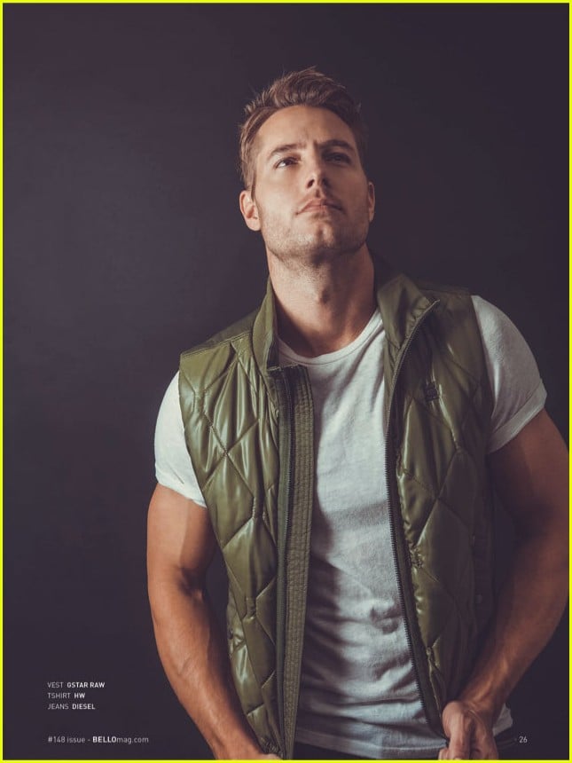This Is Us' Justin Hartley Puts His Muscles on Display for 'Bello ...