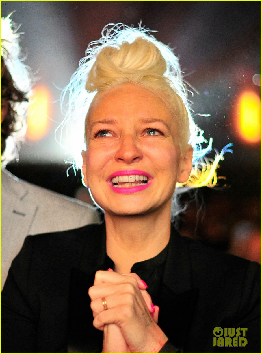 Sia Has Shown Her Face Many, Many Times Without a Wig: Photo 3877802 ...