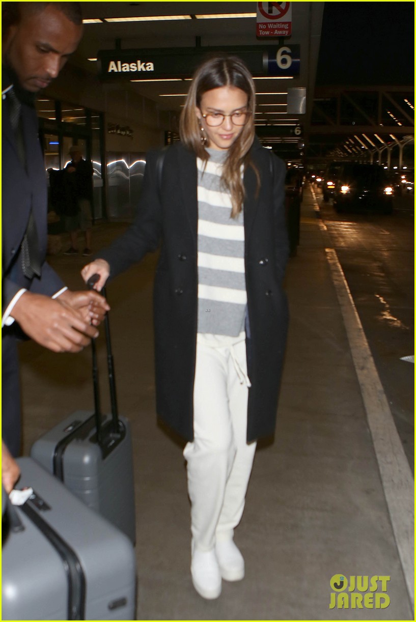 Jessica Alba Gives Another Surprise Makeover at Minnesota Target ...