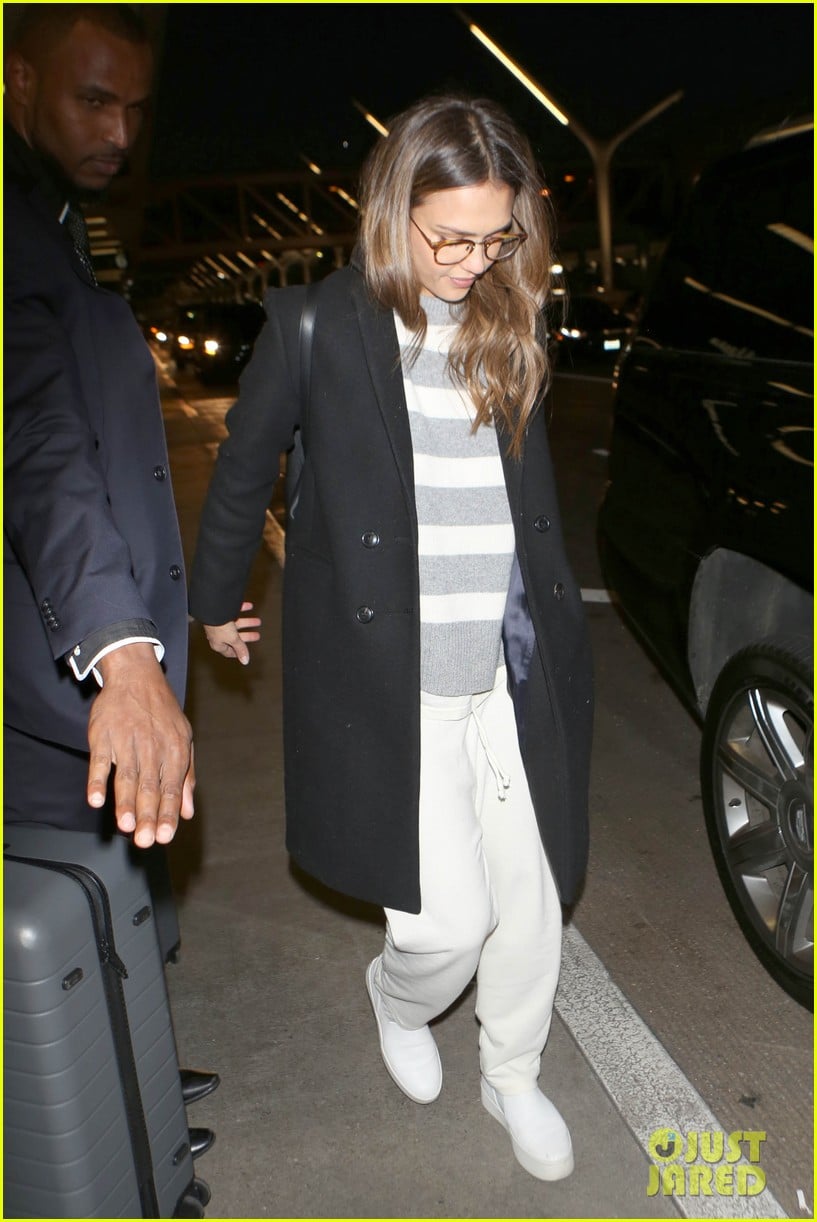 Jessica Alba Gives Another Surprise Makeover at Minnesota Target ...