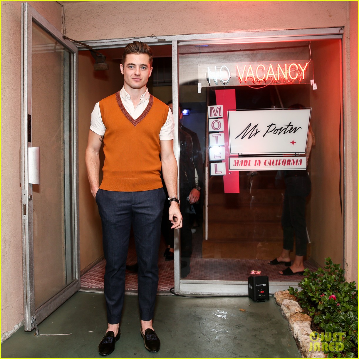 Matt Bomer Basically Had a Modeling Shoot at Mr Porter Event!: Photo ...