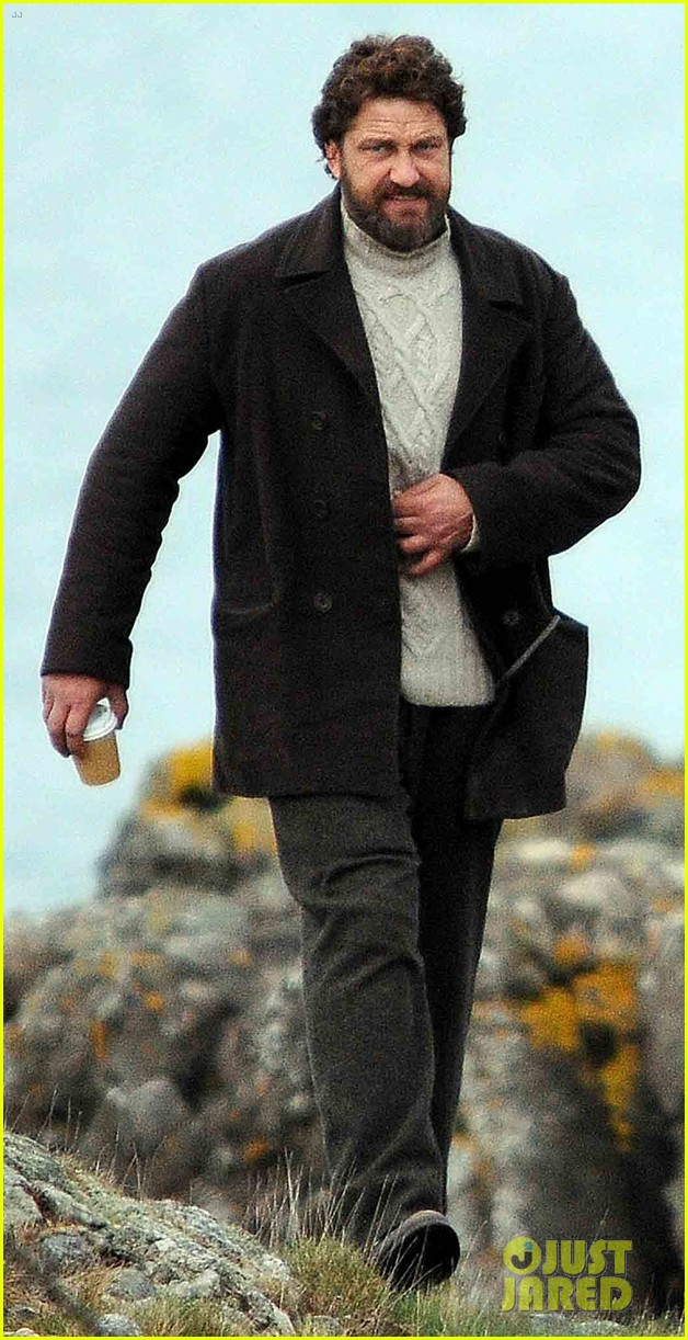 Gerard Butler Continues Filming 'Keepers' in Scotland: Photo 3884078 ...