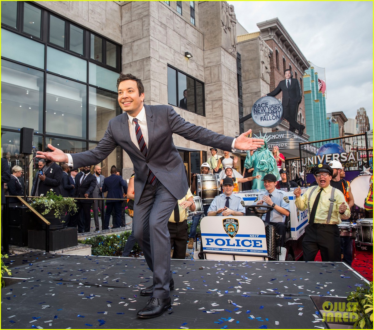 Jimmy Fallon Brings His Wife & Kids to Ride Opening at Universal ...