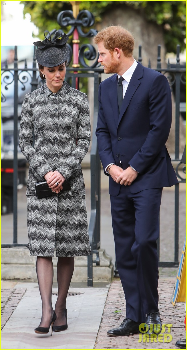 Kate Middleton, Prince William & Prince Harry Honor Victims Of London ...