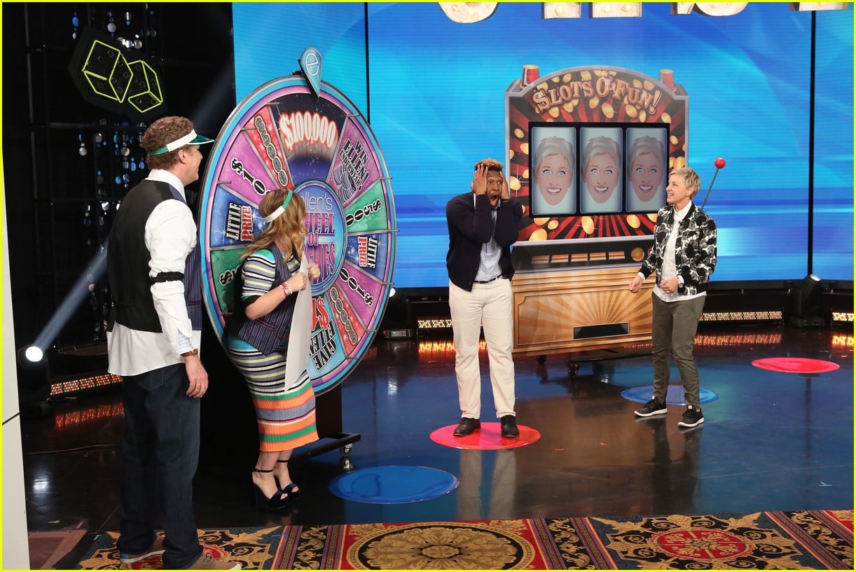 Amy Poehler & Will Ferrell Run Hilarious Casino with Huge Grand Prize for 'Ellen' Audience ...