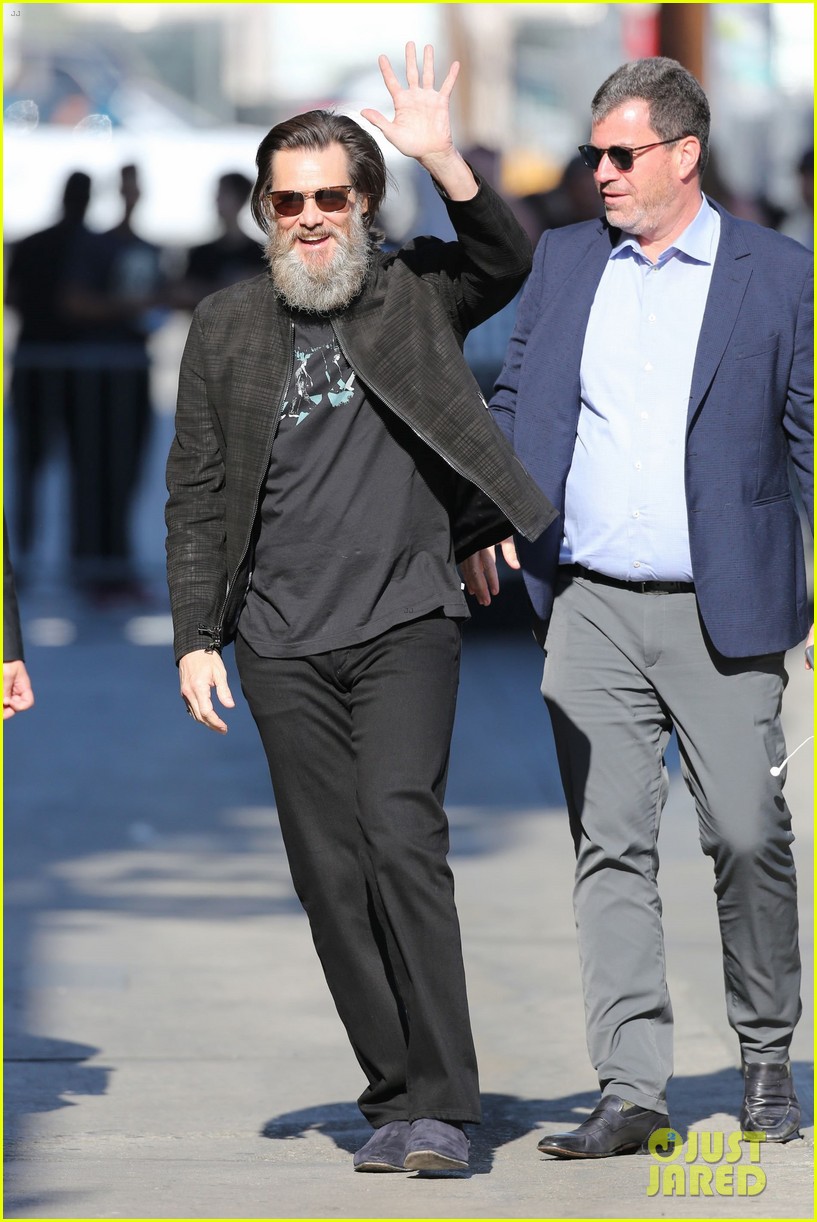 Jim Carrey Flaunts His Bushy Beard Ahead of 'Jimmy Kimmel Live ...