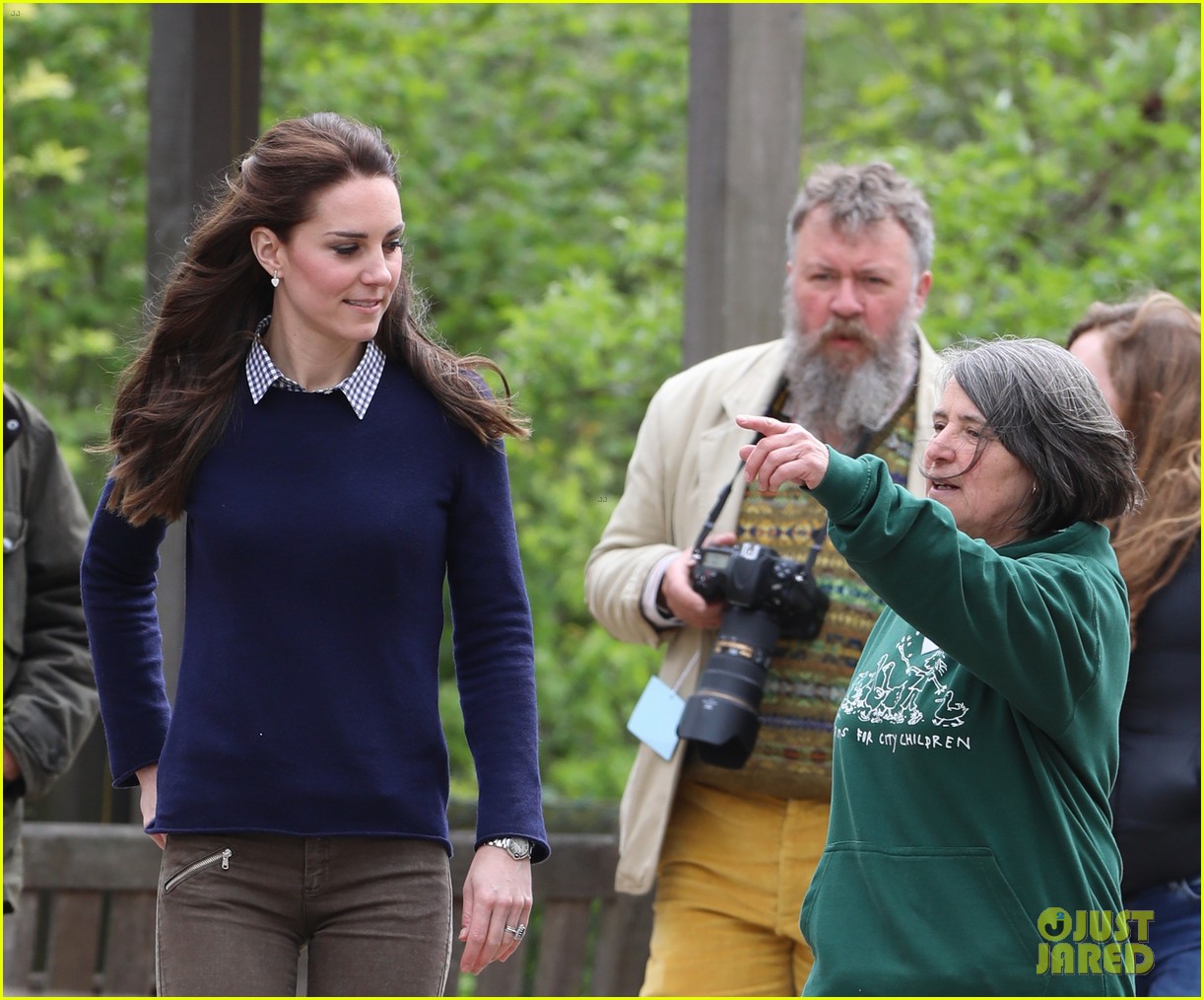 Kate Middleton Takes a Trip to a Children's Farm & Feeds a Lamb!: Photo ...