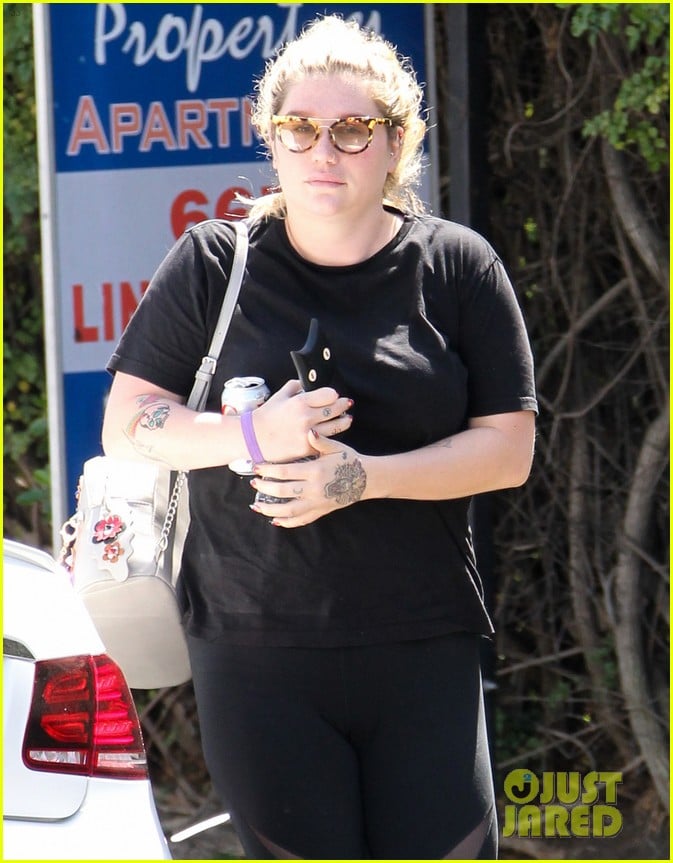 Kesha Shows Off Her New Tattoos!: Photo 3896910 | Kesha Photos | Just ...