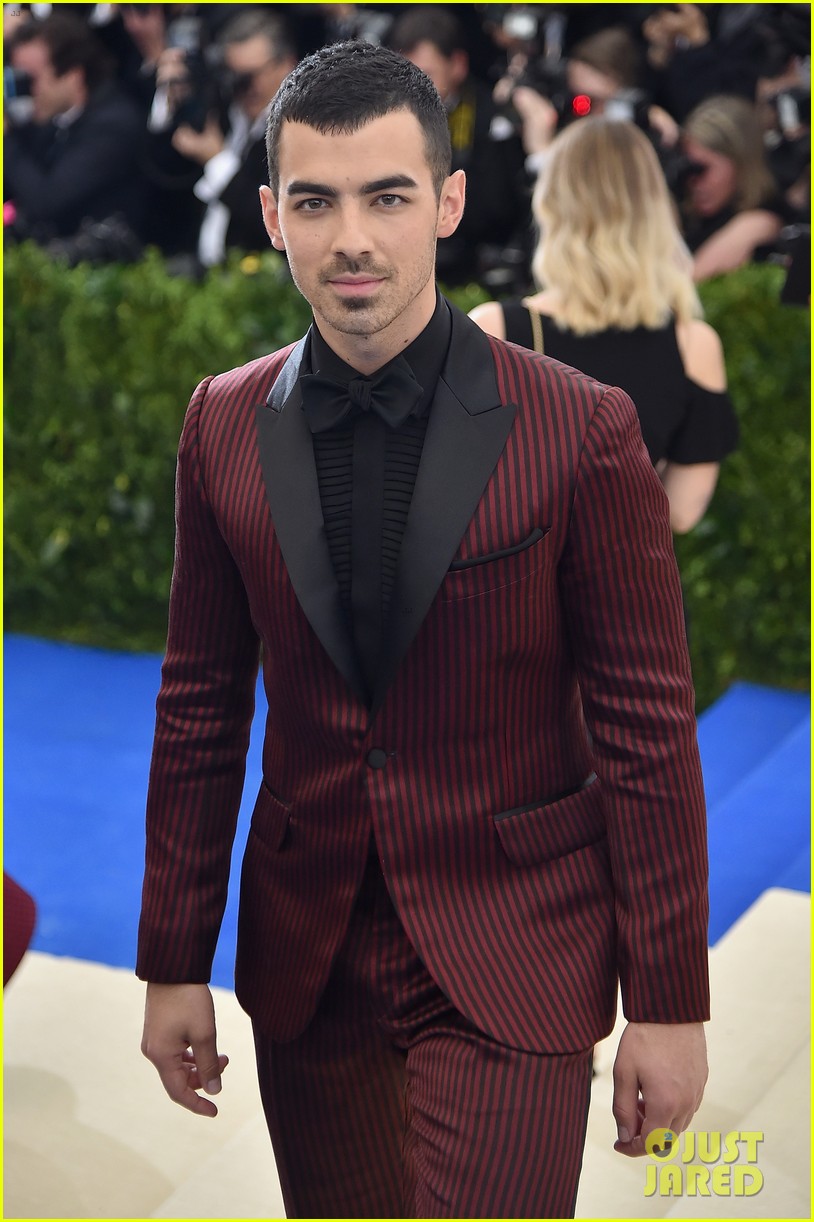 Met Gala 2017 - Full Celebrity Guest List, Plus Red Carpet Pics!: Photo ...