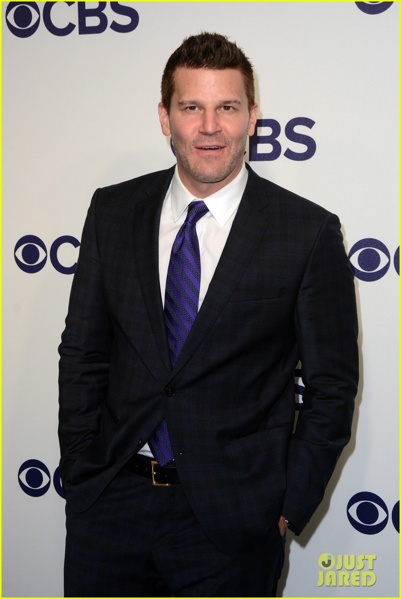 Tony Romo Steps Out For CBS Sports at NYC Upfronts 2017: Photo 3900608 ...