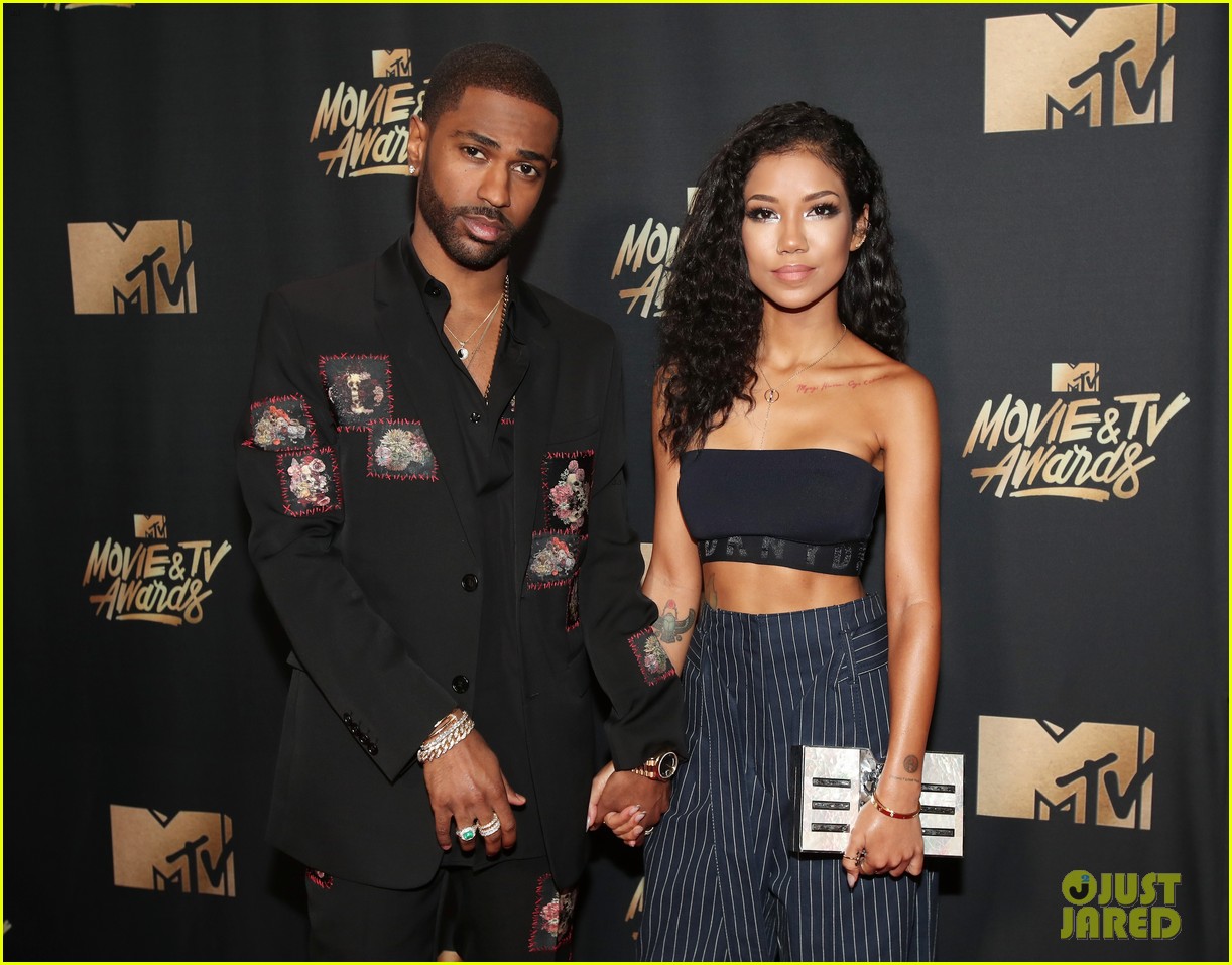 Big Sean & Jhene Aiko Couple Up at MTV Awards - Watch His Performance!: Photo 3896414 | Photos ...