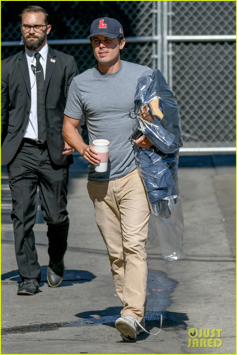 Casey Affleck Feels Guilty About Forgetting His Kids In Oscars Speech ...