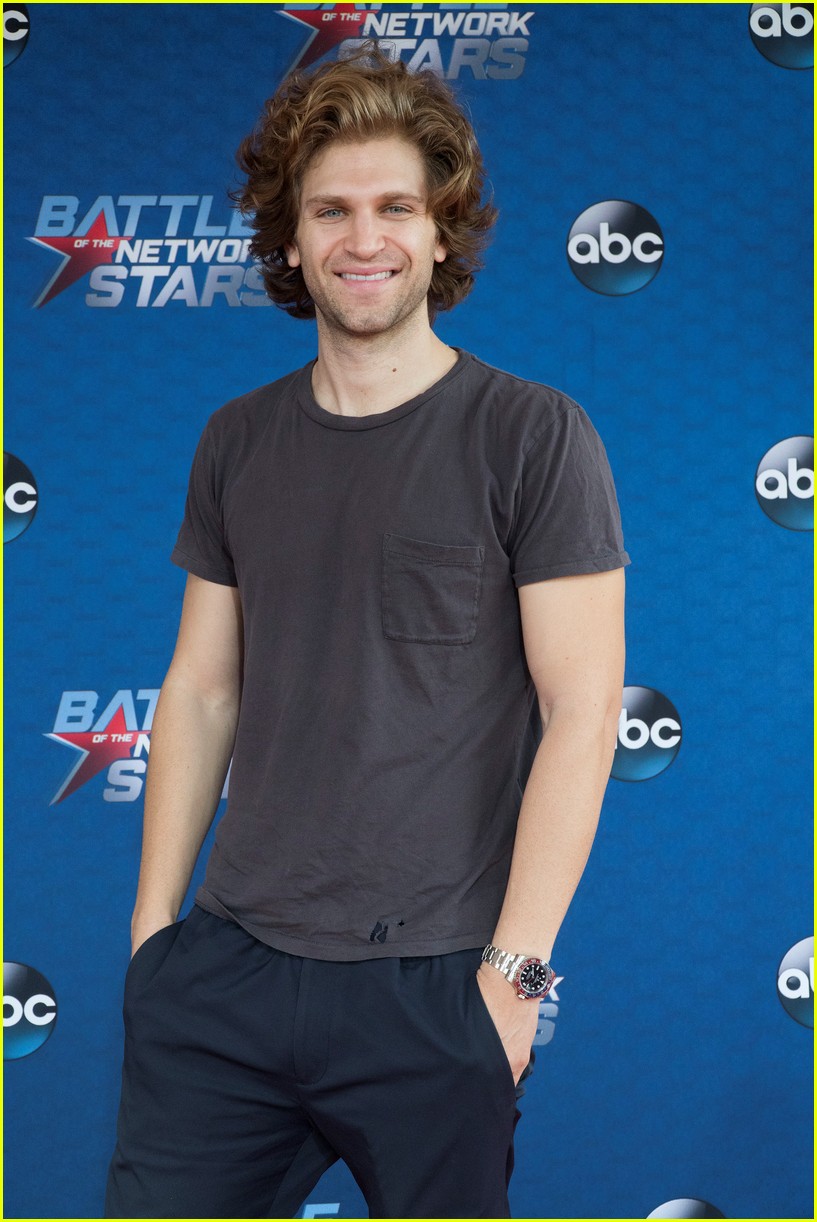 PLL's Brant Daugherty & Keegan Allen Go Shirtless for Upcoming 'Battle ...