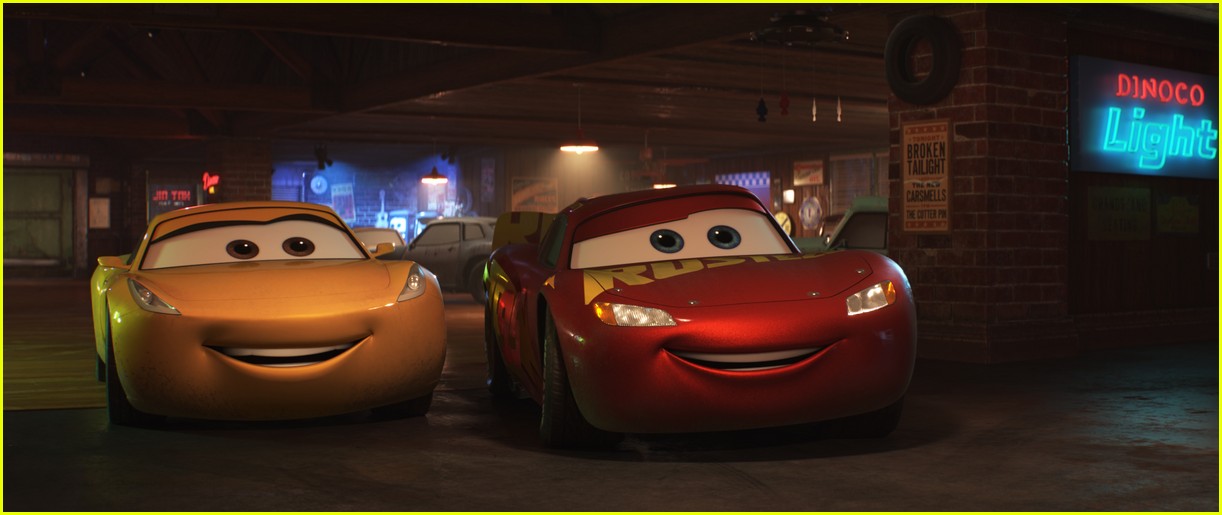 Is There a 'Cars 3' End Credits Scene?: Photo 3914775 | Disney Photos ...