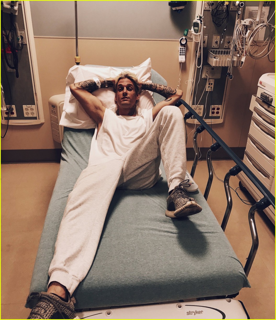 Aaron Carter Hospitalized After Fan Body-Shames Him: Photo 3918863 ...