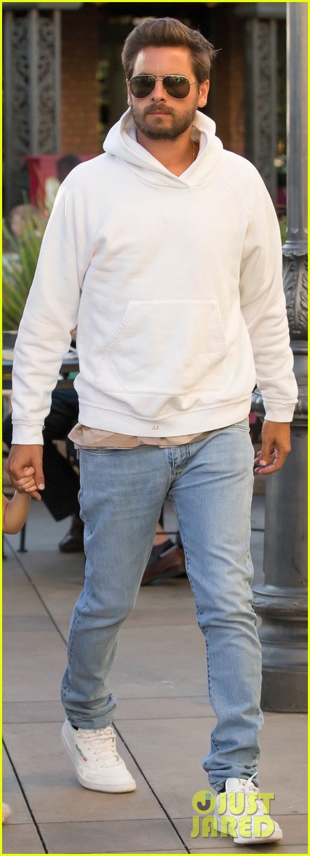 Scott Disick Spends Time with His Kids After Returning Home From ...