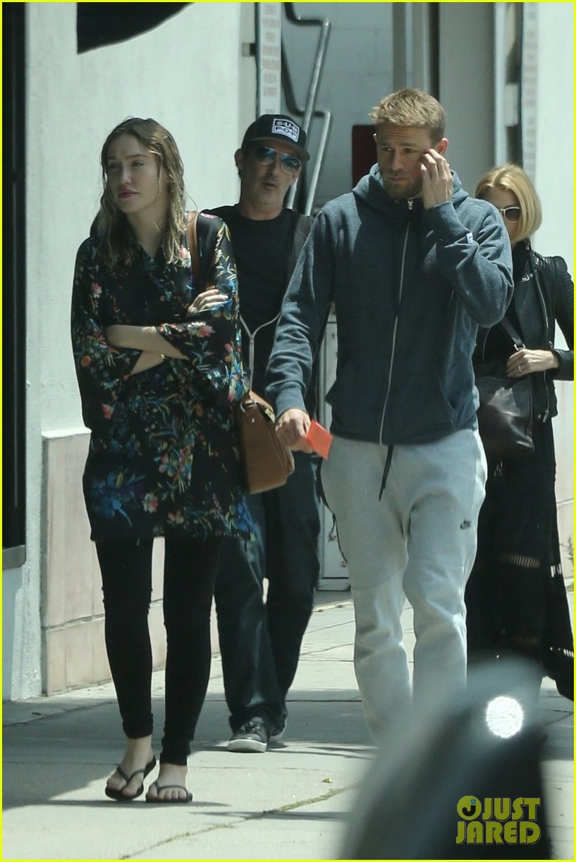 Charlie Hunnam Is All Smiles with Morgana McNelis at Lunch!: Photo ...