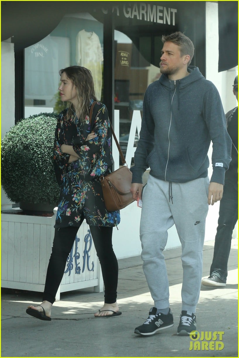 Charlie Hunnam Is All Smiles with Morgana McNelis at Lunch!: Photo ...