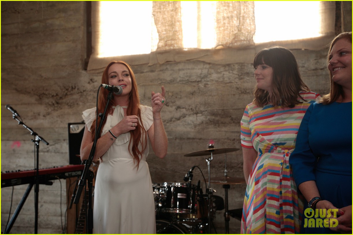 Lindsay Lohan Attends Her Friends' Wedding in Iceland!: Photo 3915793 ...