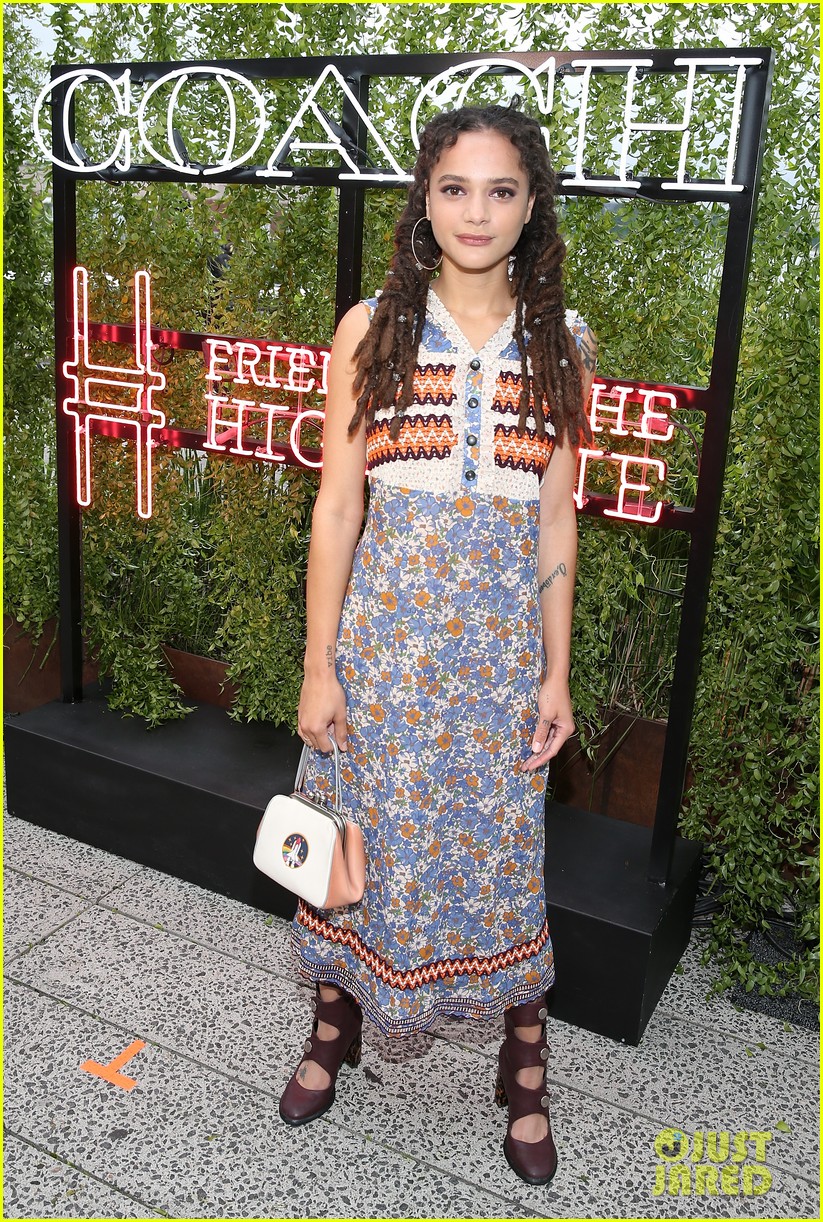 Chloe Moretz, James Franco, & Rowan Blanchard Attend Coach's High Line ...