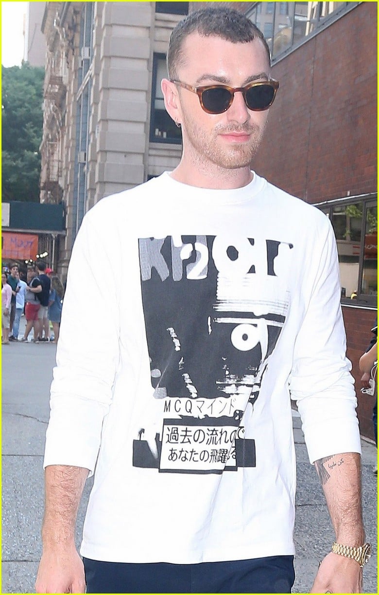 Sam Smith Has a NYC Afternoon With a Pal!: Photo 3918860 | Photos ...