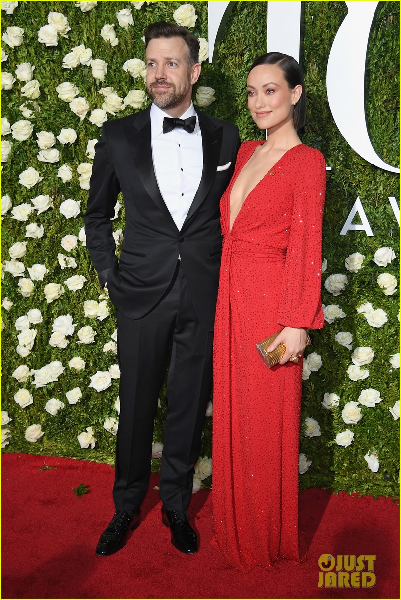 Olivia Wilde & Jason Sudeikis Make a Stylish Arrival to Tony Awards ...