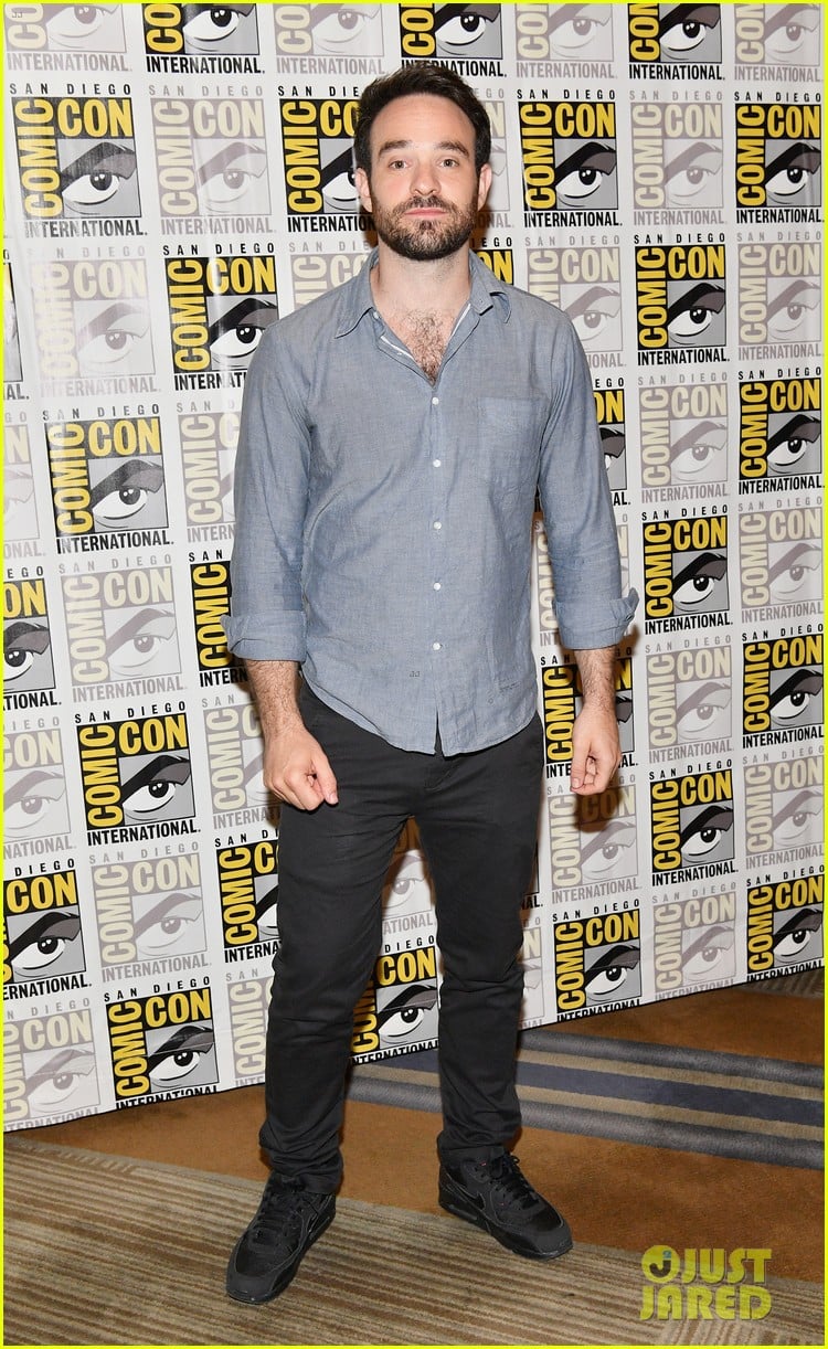 Marvel's 'The Defenders' Cast Gathers at Comic-Con to Drop New Trailer ...