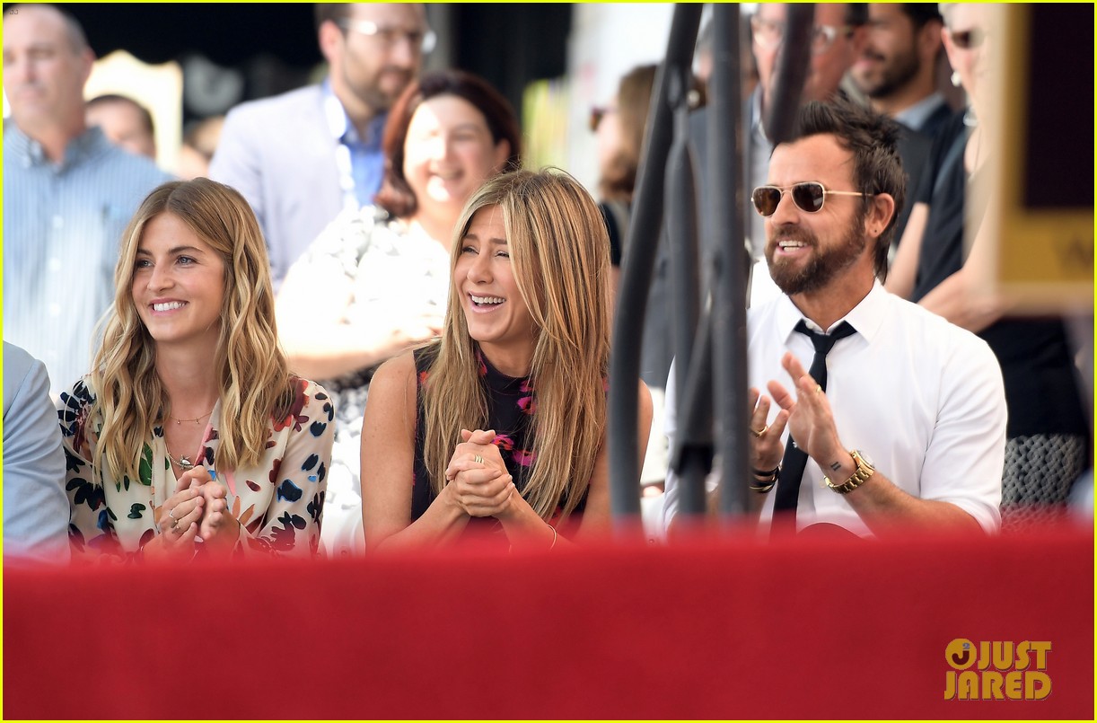 Jennifer Aniston Supports Jason Bateman at Walk of Fame Ceremony ...