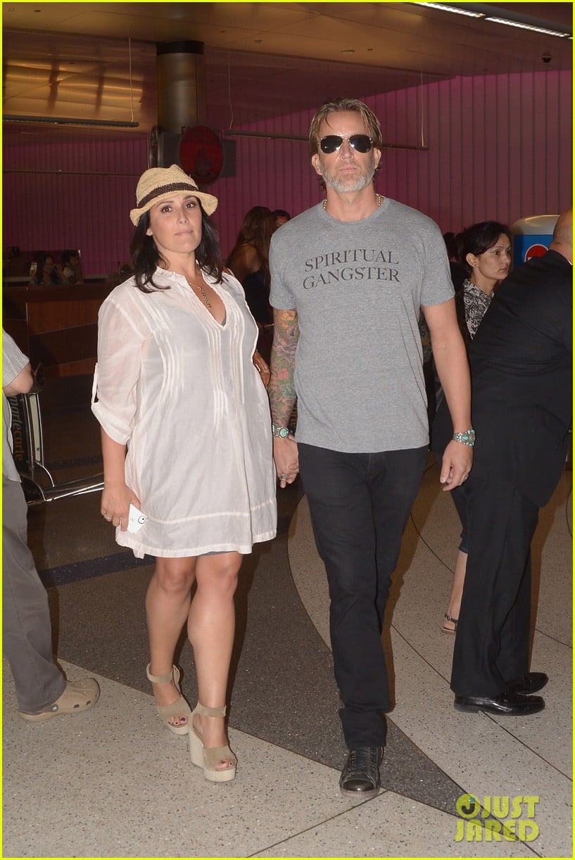 Ricki Lake Ricki Lake Recalls Medium Tyler Henry "Saw The Fire" Three