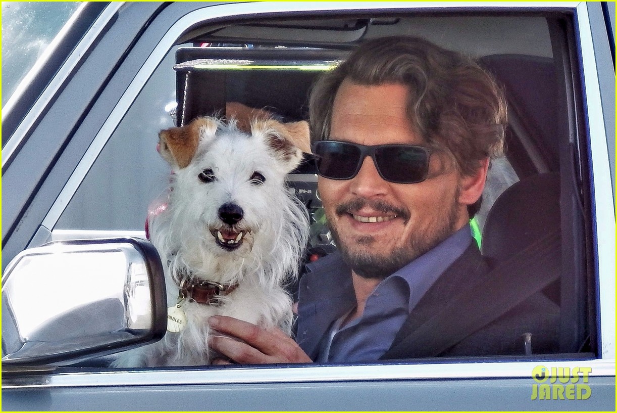 Johnny Depp Plays with a Dog on 'Richard Says Goodbye' Set: Photo ...